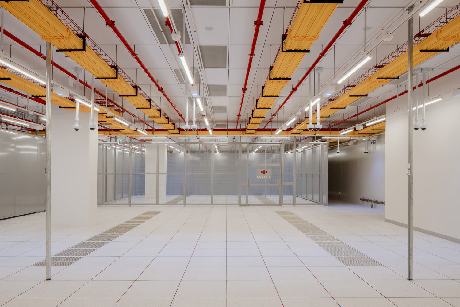 Equinix ME2 Phase 3 | Erilyan